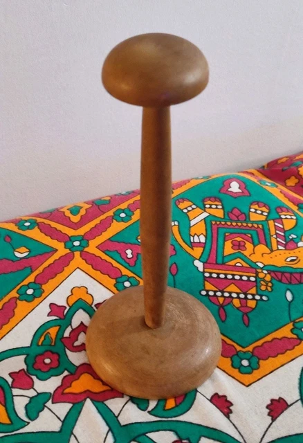 ANCIEN PETIT PORTE Chapeau Enfant Poupée En Bois 19 Cm EUR 19,00 ...