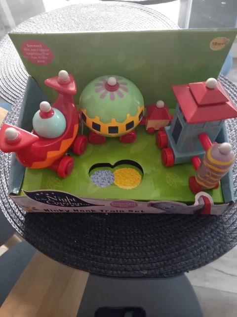 IN THE NIGHT Garden Ninky Nonk Train Set new in box £13.25 - PicClick UK
