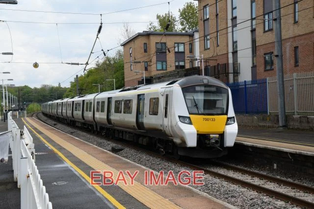 PHOTO CLASS 700/1 Desiro City 12-Car Emu No.700 133 Of Thameslink At ...