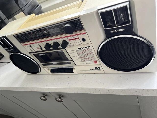 SHARP GF-A1 BOOMBOX vintage 1984 ..Tape Doesn’t Work £94.31 - PicClick UK