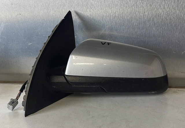 HOLDEN COMMODORE VF Passenger Side Mirror $100.00 - PicClick AU