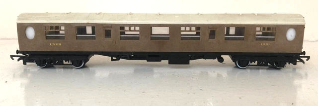 HORNBY R937 THOMPSON 3rd Class Teak LNER Coach 1010 OO Gauge Model ...