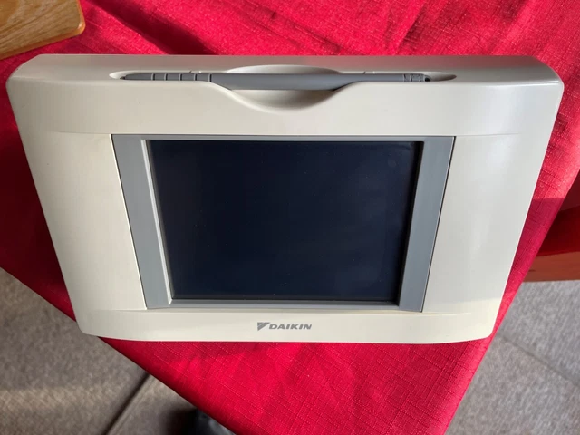 DAIKIN DCS601C51 INTELLIGENT touch Air Conditioning centralised ...