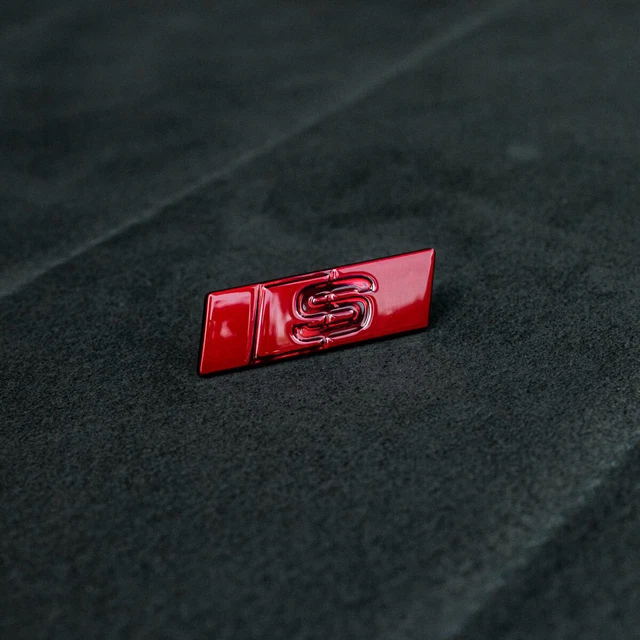 ORIGINAL AUDI S Line Emblem Rot Logo Lenkrad A3 S3 A4 S4 A5 S5 ...