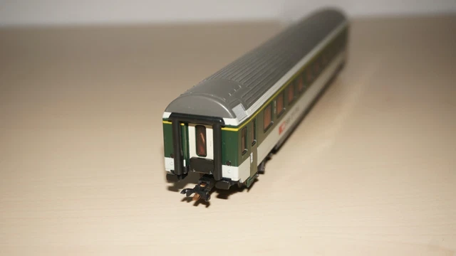 RF40/5/1] MÄRKLIN H0 4215 express train car A IV SBB 1st Class + interior design. $37.02 ...
