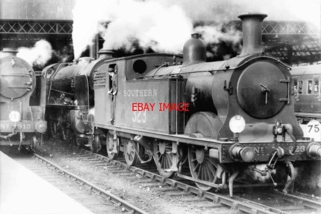 PHOTO SR Class M7 Loco No 323 Waterloo £3.00 - PicClick UK