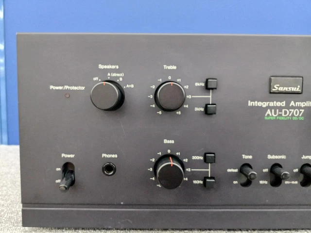 AMPLIFICATEUR INTÉGRÉ SANSUI AU-D707 90 W + 90 W faible distorsion ...
