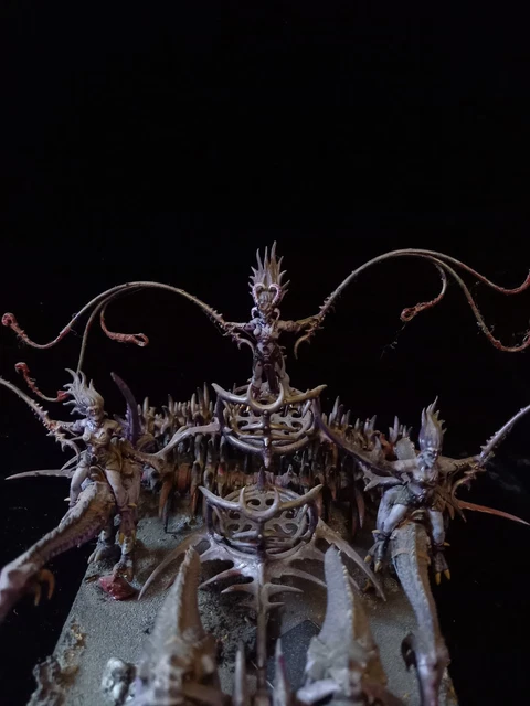 WARHAMMER 40K - Slaanesh - Exalted Seeker Chariot Tormentbringer Built ...