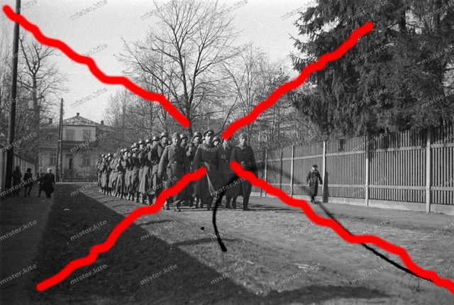 NEGATIV-MILANÓWEK-GRODZISK MAZOWIECKI-POLEN-WEHRMACHT-SOLDATEN-MARSCH-2 ...