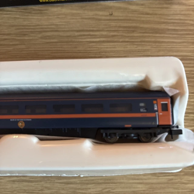 GRAHAM FARISH 374-327C M2 75ft Coach TS GNER £19.36 - PicClick UK