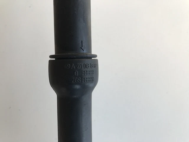 ENTLÜFTEN SCHLAUCH A2710181382 M271 Mercedes W204 W212 W207 W212 R172 ...