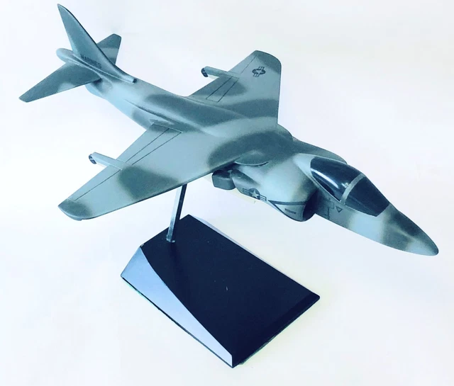 MCDONNELL DOUGLAS AV-8B Harrier II USMC Marines Space Models Scale 1:48 ...