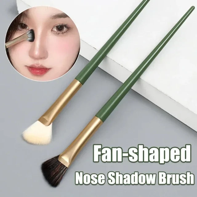 FLAT HEAD NOSE Shadow Brush Soft Half Fan-shaped for Nose Shadow EUR 4 ...