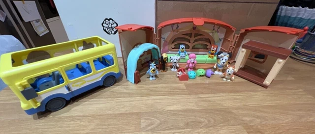 CBEEBIES BLUEY TOY Playset Bundle - School Bus Figures and accessories ...