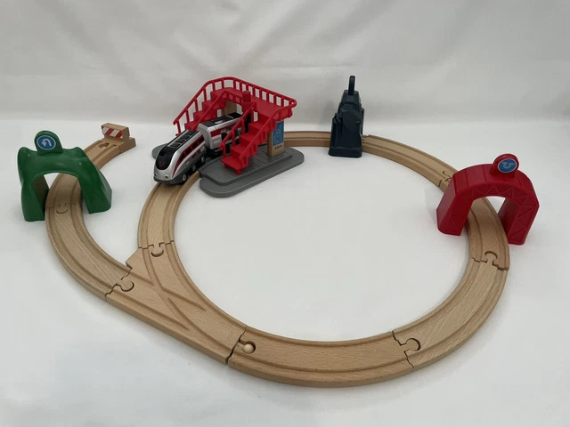 BRIO WORLD SMART Engine Set with Action Tunnels 33873 P&P Discounts £65 ...
