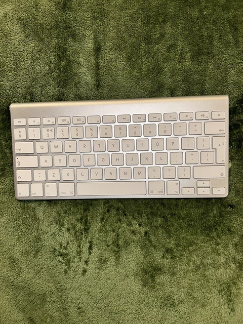 APPLE WIRELESS KEYBOARD A1314 - FAULTY £0.99 - PicClick UK