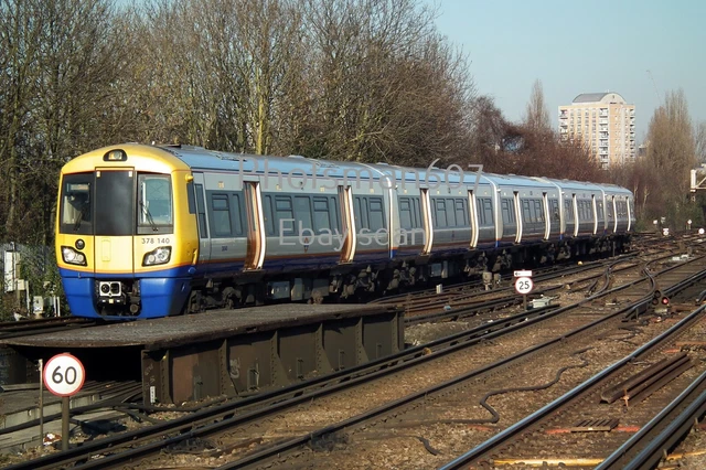 CLASS 378 378140, 5 car EMU, in London Overground at Clapham Junction £ ...