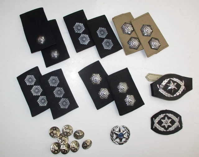 LARGE VINTAGE COLLECTION Obsolete Israel Police Ranks, Hat Badge ...