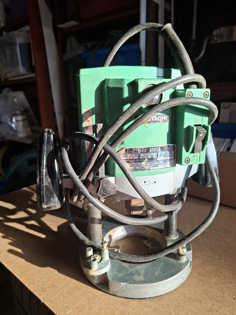 HITACHI TR-12 PLUNGE base router, 240V, 1300W. £37.12 - PicClick UK