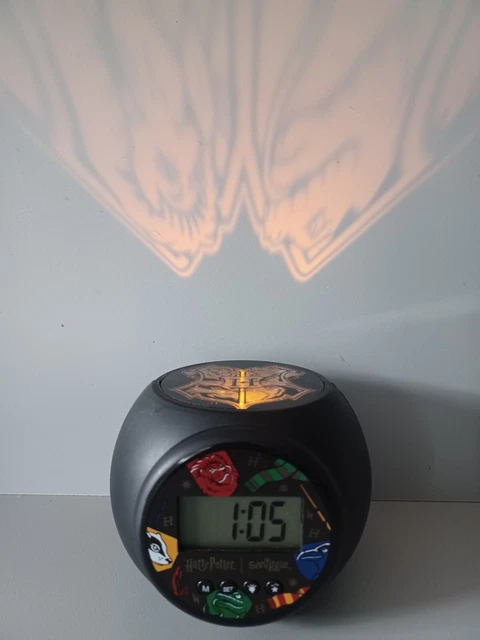 HARRY POTTER DIGITAL Clock With Light Projector Wizarding World ...