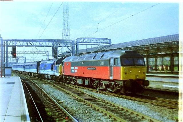 35MM RAILWAY COLOUR Negative Class 47 742 and 37 429 at Crewe EUR 2,28 ...