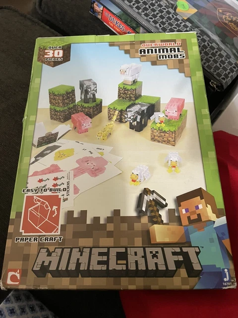 NEUF DANS SA boîte Mojang Minecraft Papercraft Overworld foules d ...