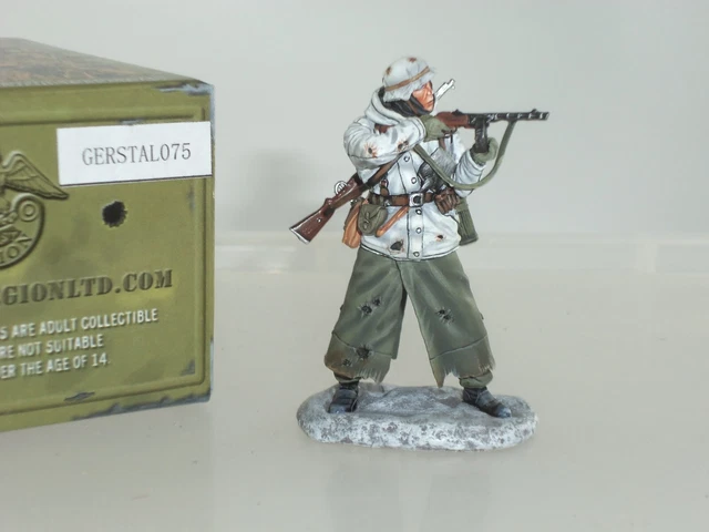 FIRST LEGION GERSTAL075 German Winter Infantry Soldier Standing Firing ...