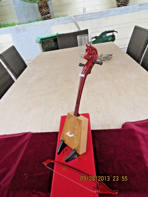 MUSIC INSTRUMENT SITAR for Display Wood Original Box 27cm High on the ...