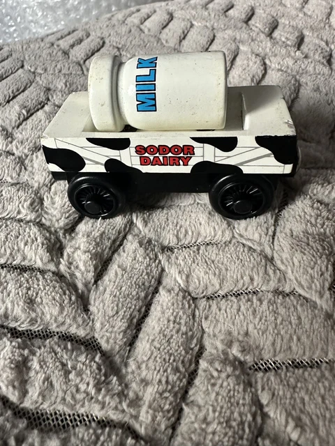 BRIO THOMAS THE Tank Engine Wooden Magnetic MILK BARREL CAR & Barrel ...