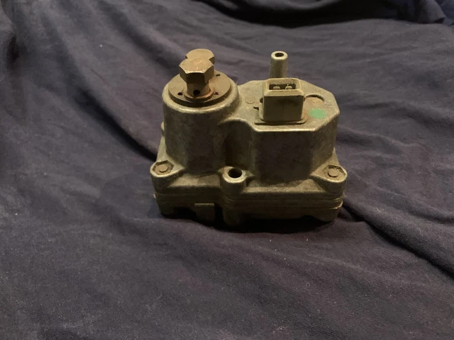 FORD CAPRI 2.8 injection warm up regulator Bosch 0438140 Sierra Granada ...