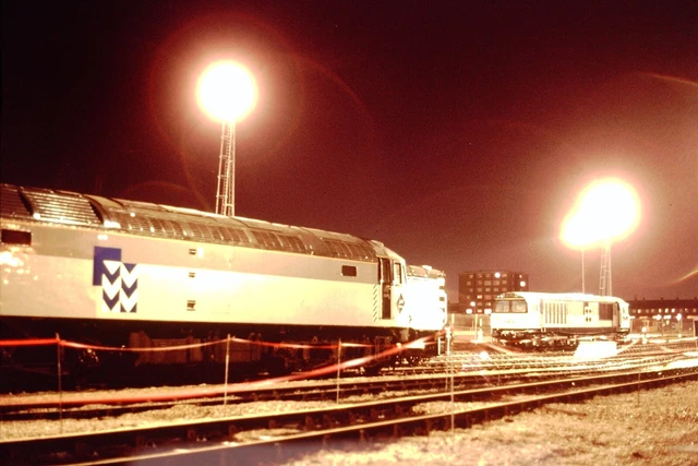 1980S BRITISH RAIL BR Diesel Electric Loco Railway Slide Ref 319 £2.00 ...