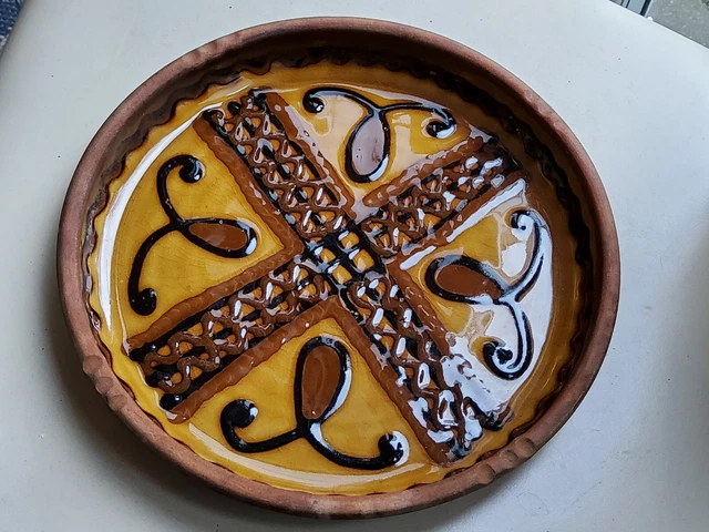 MILLHOUSE STUDIO POTTERY Alan Frewin Floral Slipware Serving Pie Dish ...