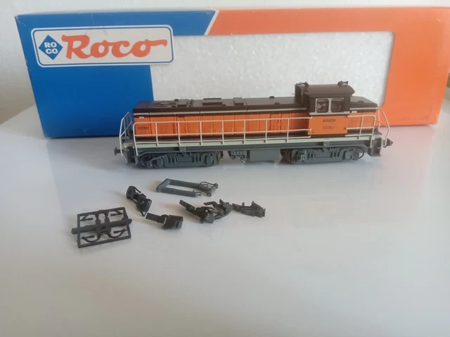 LOCOMOTIVE DIESEL BB 63743 Roco HO SNCF livrée Arzens ép. V EUR 145,00 ...