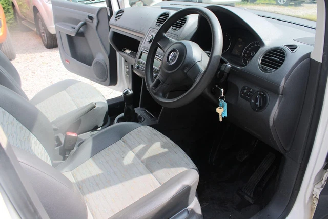 VOLKSWAGEN CADDY MAXI 1.6 TDi C20 Maxi FWD 5dr Diesel Manual £5,650.00 ...