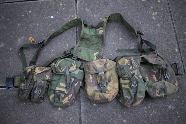 BRITISH ARMY ISSUED DPM PLCE Webbing Set - Belt, Yoke, x5 Pouches (ref ...