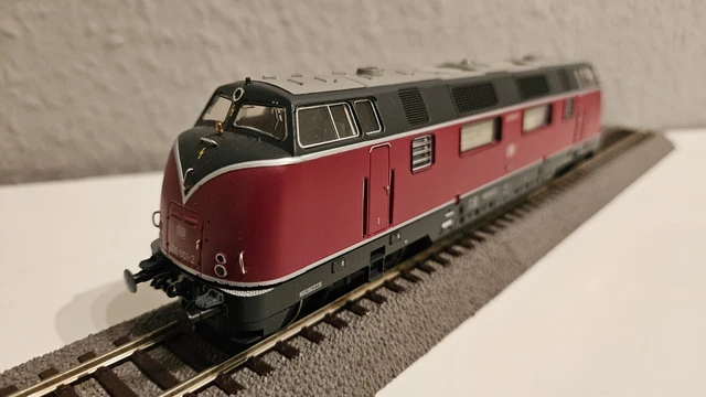 ROCO SPUR H0 Diesellok der DB BR 220 001-2 Analog mit DCC EUR 125,00 ...