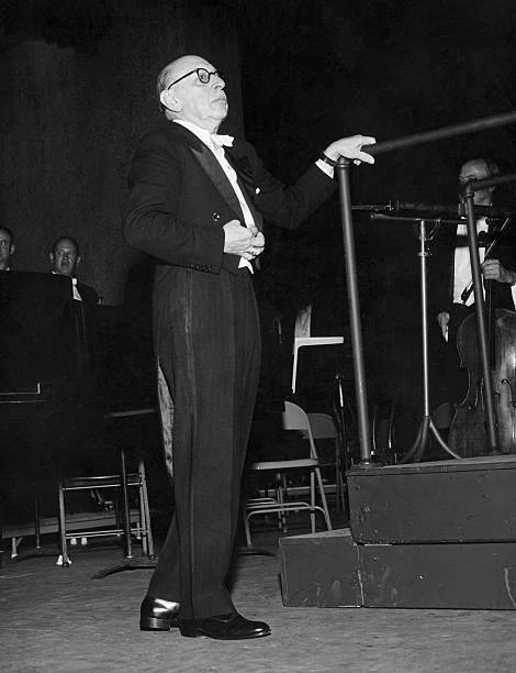 IGOR STRAVINSKY AT the concert podium Los Angeles, 1961 1961 Old Photo ...