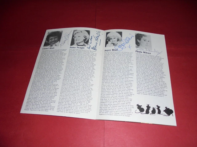 ANNA NEAGLE LIONEL Blair Paula Wilcox 1984 Theatre Signed Pantomime ...
