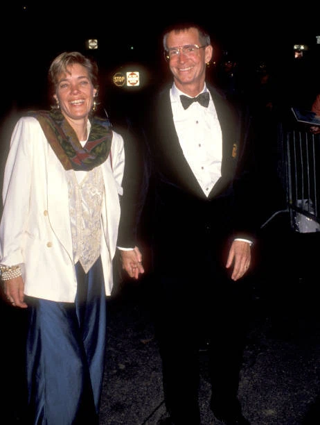 ACTOR ANTHONY PERKINS wife Berry Berenson at The Film Society - 1991 ...
