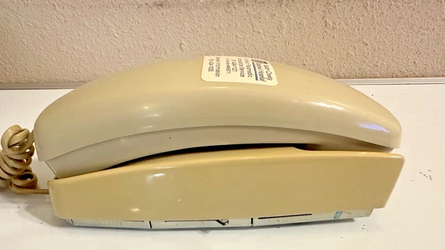 1979 WESTERN ELECTRIC Rotary Bell Systems Cream Phone landline wall ...
