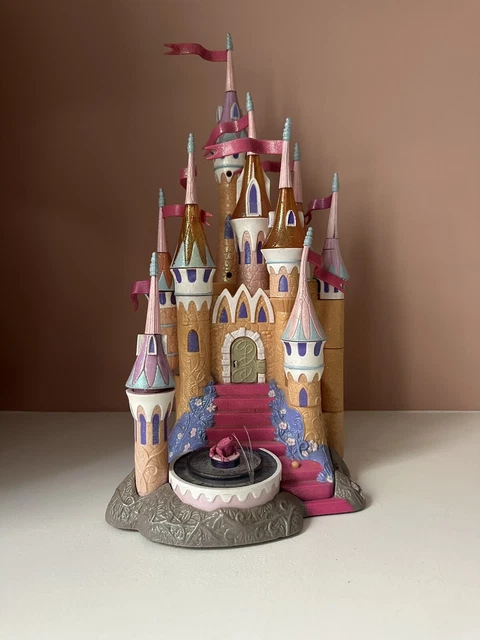 DISNEY SLEEPING BEAUTY Castle Polly Pocket Jakks Pacific, Furniture ...