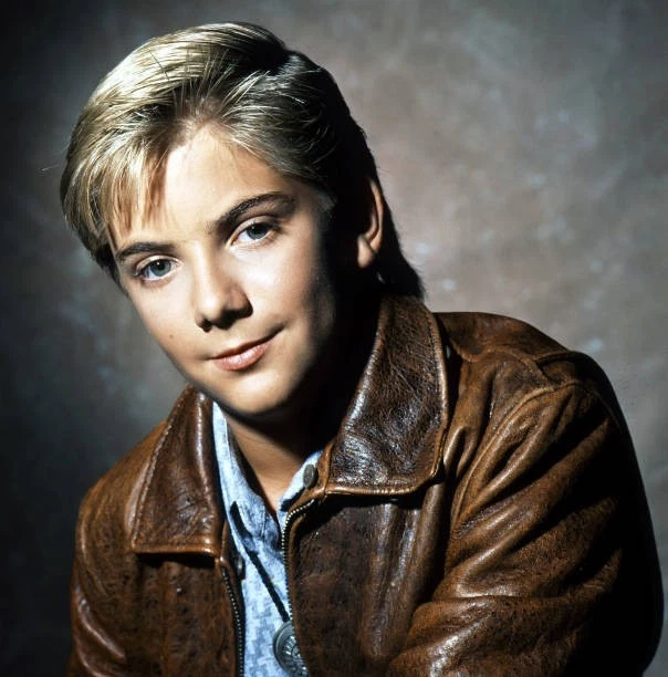 ACTOR JEREMY MILLER poses for a portrait in circa 1990 Historic Old ...