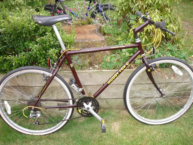 MUDDY FOX COURIER Comp, 21 Speed Mountain Bike 1989, 19" frame £75.00 ...