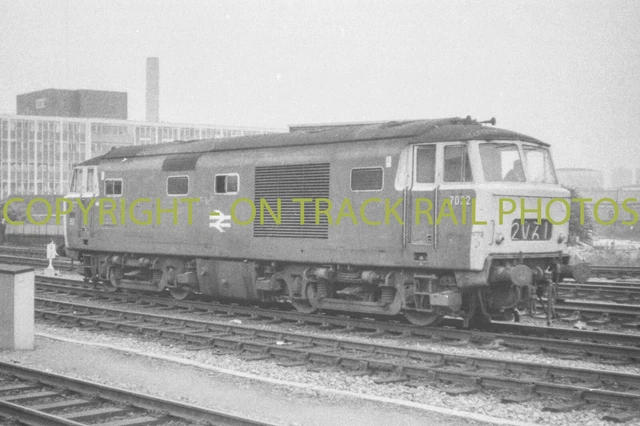 UK RAILWAY PHOTOGRAPH Of Class 35 Hymek D7022. Rm35-70 £1.70 - PicClick UK