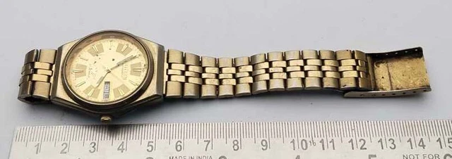 CITIZEN 8200 NON Working Watch Movement For parts & Repair Work O 35238 ...