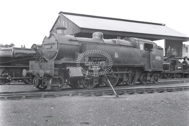 PHOTO BR BRITISH Railways Steam Locomotive Class W 31925 at Ashford in ...