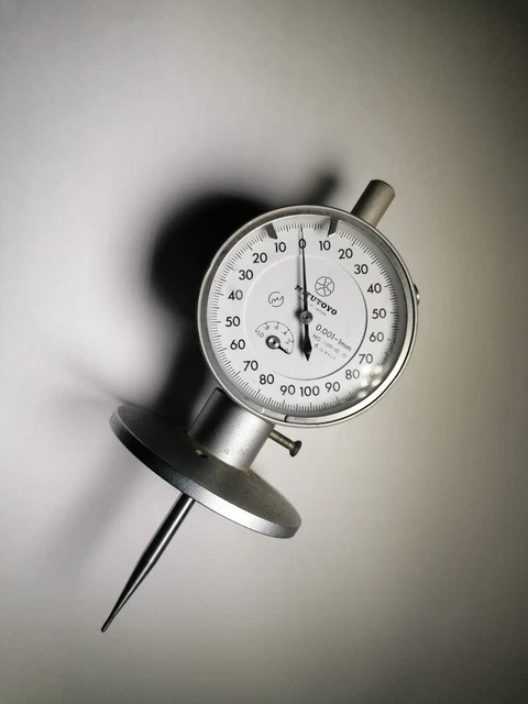 MITUTOYO DTI - 2109-10 - Plunger type - 0.001-1mm range. Lug Back ...