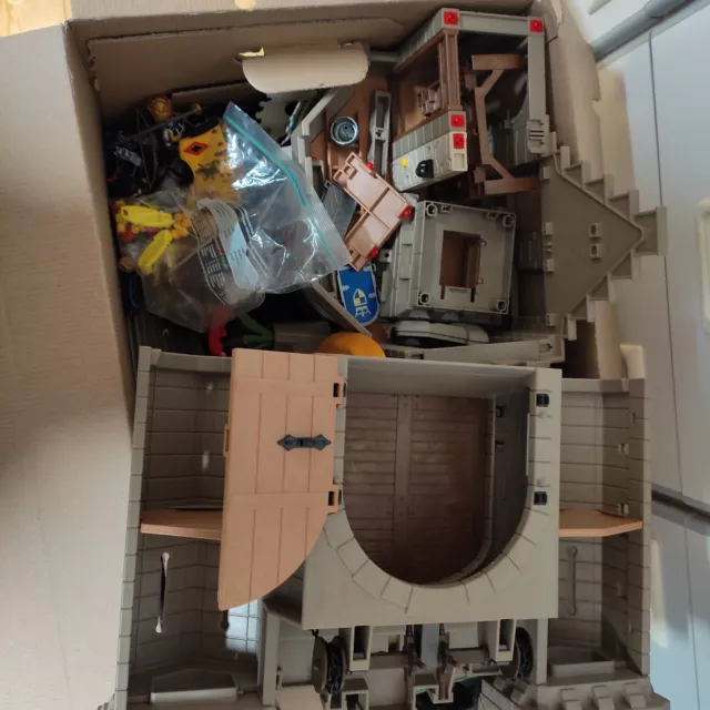 PLAYMOBIL 4865 GROSSE Löwenritterburg (zwei Burgen)mit sehr viel ...