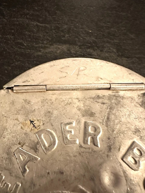 VINTAGE TIN LEADER Box Lure Tin Fly Fishing Tackle ~ Hinged Original ...