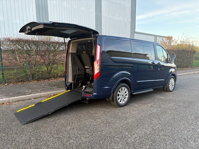 2019 FORD TOURNEO Custom Transit 6 Seat Titanium WAV Wheelchair Ramp ...